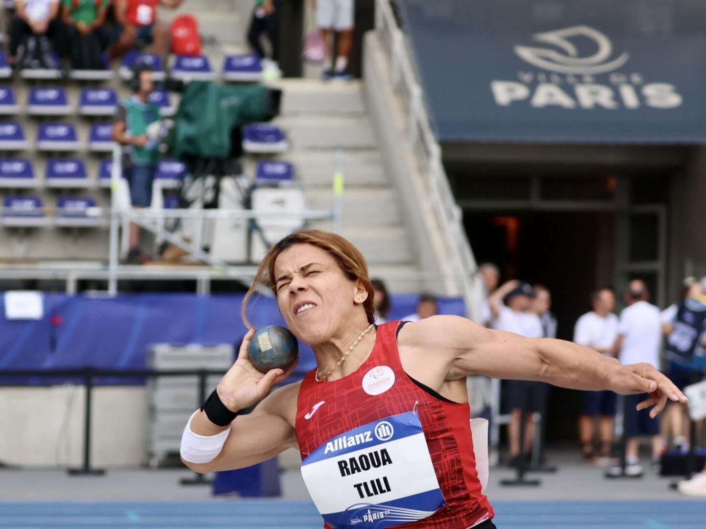 Para athlétisme : à un an des Jeux, la Tunisienne Raoua Tlili fait toujours le poids
